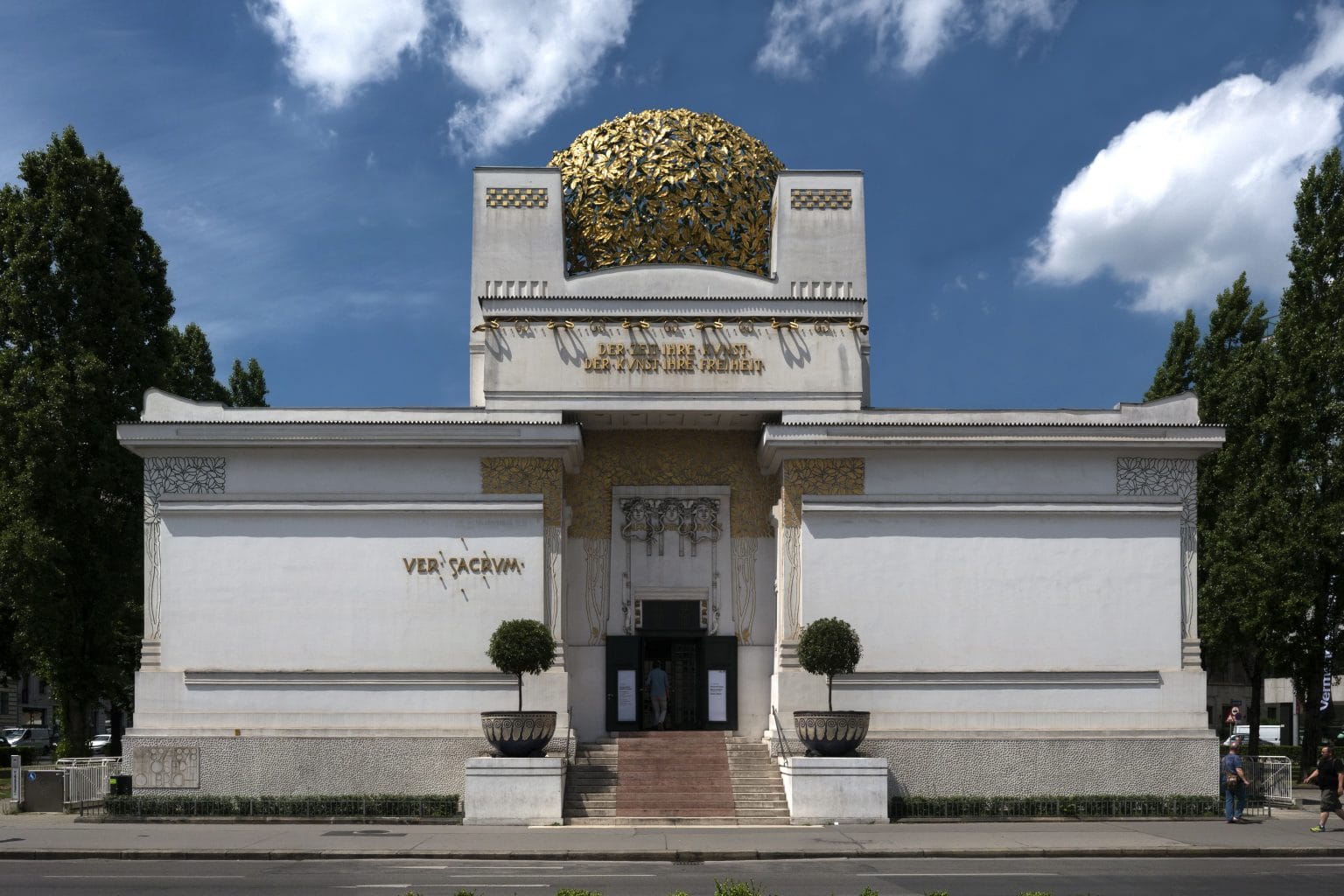 Klimt + Gold = The Belvedere - 4th Greatest Museum in Vienna - Art ...